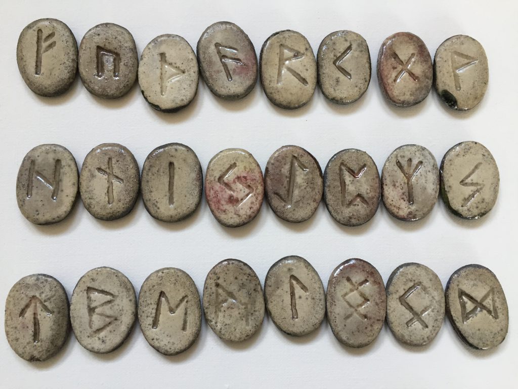 Quand les Runes entrent dans ma vie, histoire d'artiste